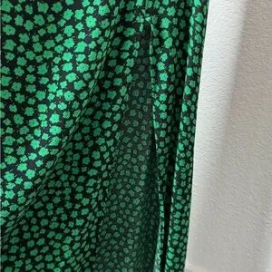 H&M | Dresses | Hm Green Leaf Print Maxi Dress | Poshmark